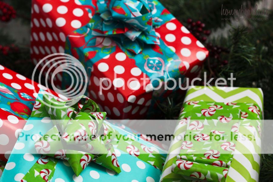 Wrapping Pretty Presents the EZ Way - Honeybear Lane
