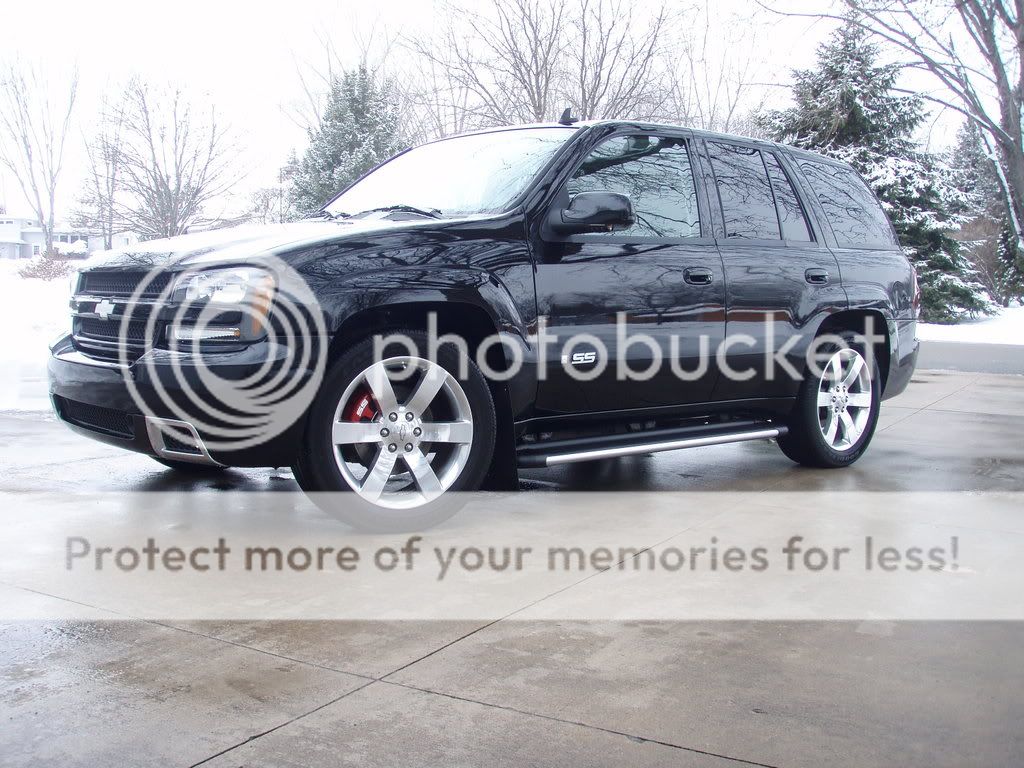 Everyone with a Black SS show us pics. | Chevy Trailblazer SS Forum